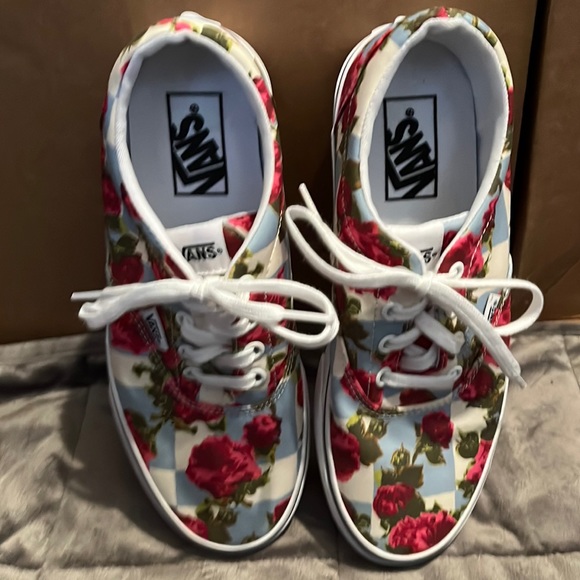 Vans | Shoes | Vans Floral Print Shoes | Poshmark
